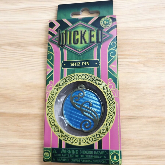 Wicked | Makeup | Wicked Movie Bundle 8 Flavored Lip Glosses And Shiz ...
